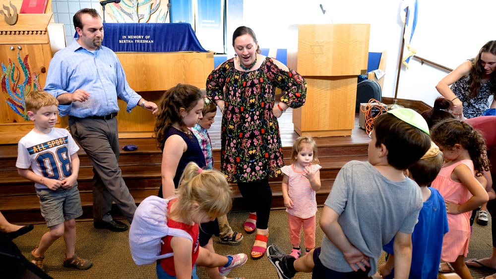 Time with Tots | Rabbi Sharon Barr Skolnik